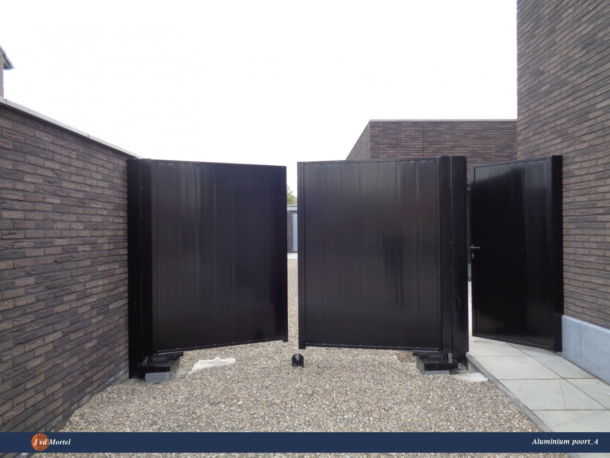 Aluminium poorten - J vd Mortel Hekwerken & Poorten